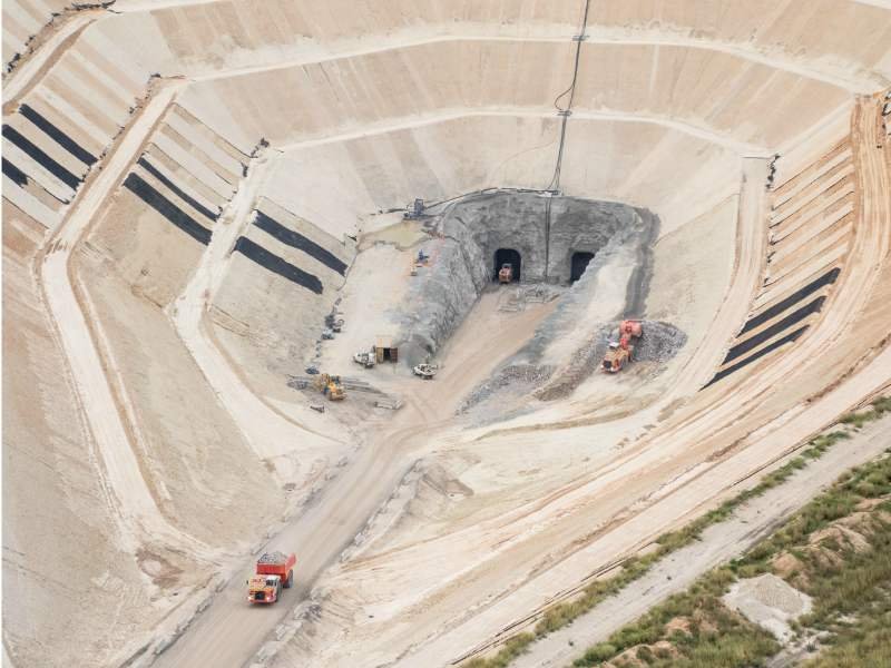 Хятадын компани Ботсвана улсад зэсийн уурхай худалдаж авна